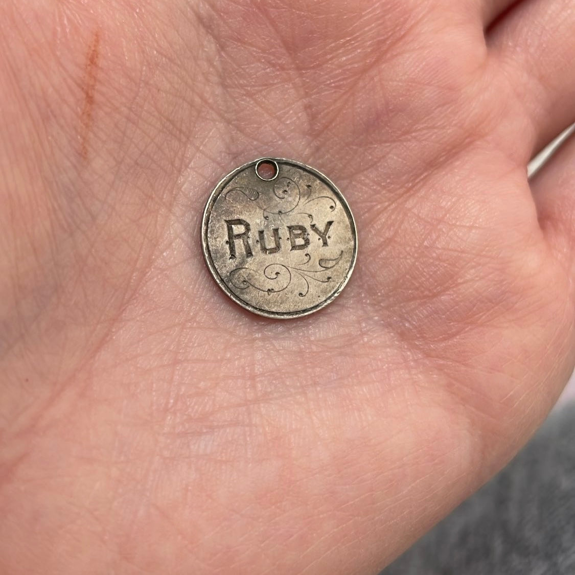 Ruby Love Token – No.4 Vintage