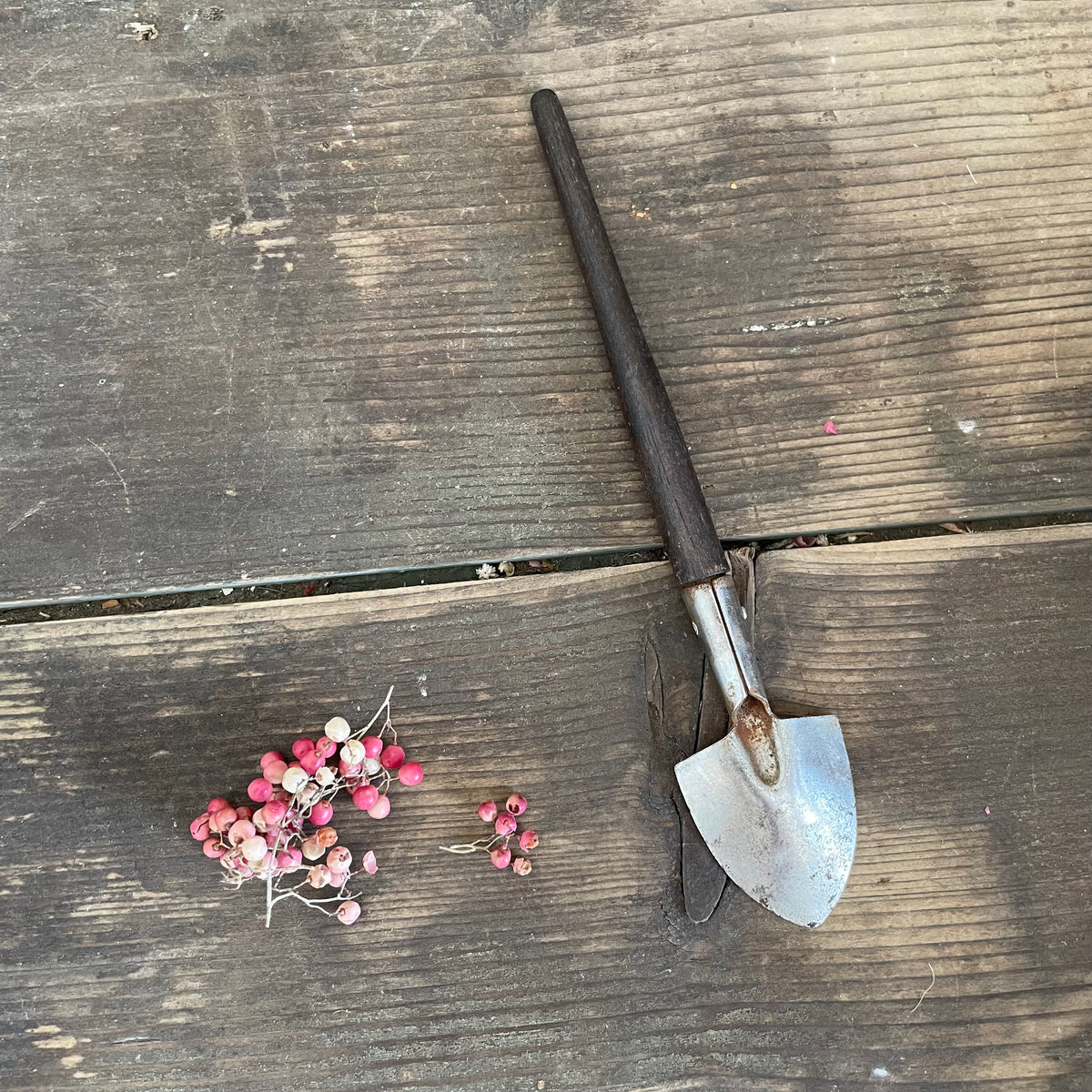 Vintage Unusual Miniature Shovel – No.4 Vintage