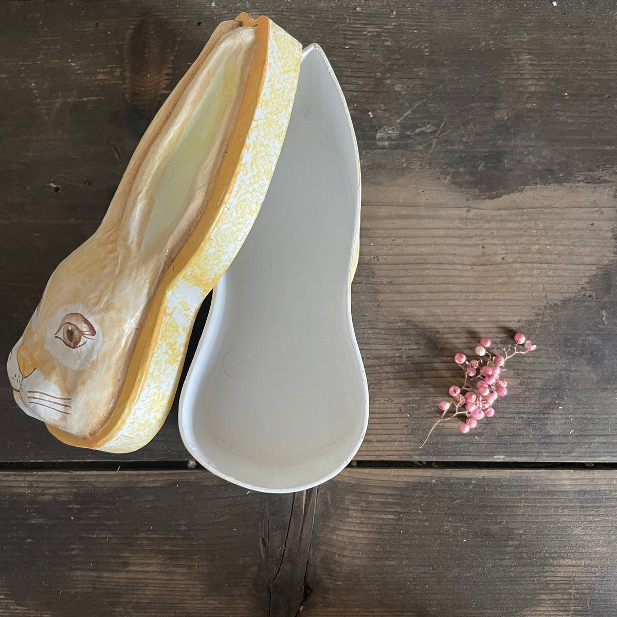 Vintage Papier- Mâche Rabbit Box – No.4 Vintage