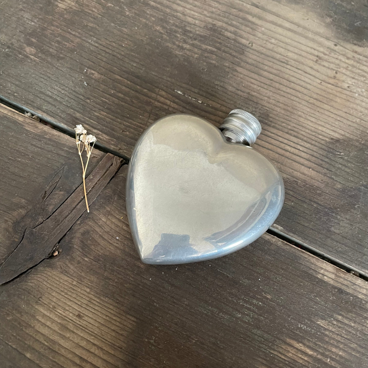 Vintage Heart Flask – No.4 Vintage