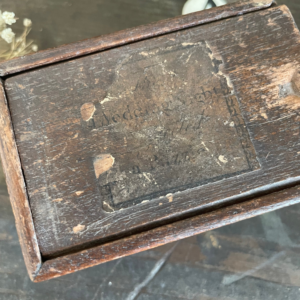 Antique Slide Lid Box – No.4 Vintage