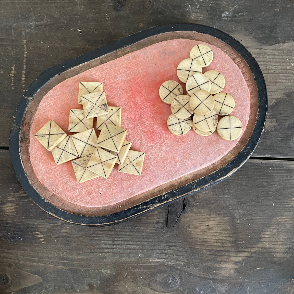 Antique Bone Counters – No.4 Vintage